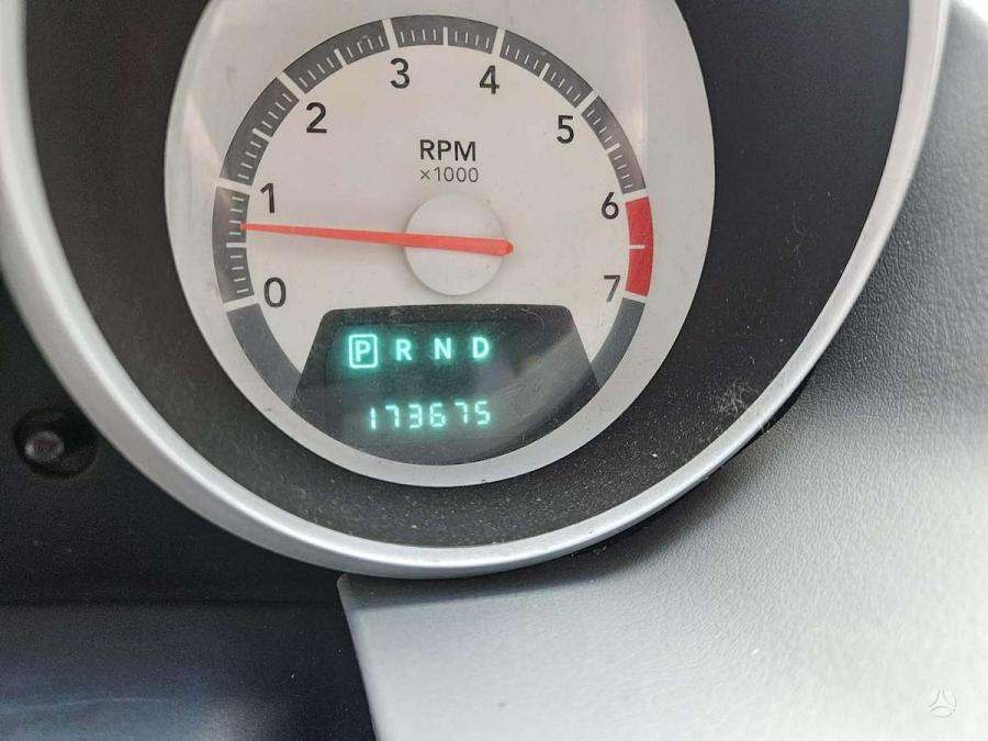 Melns Dodge Grand Caravan 2008 Klaipėda, ar dzinēja tilpumu 3.95 L un nobraukumu 174 tūkst. km par 2700 €, foto 7 vietnē AUTOMOTO.COM.LV