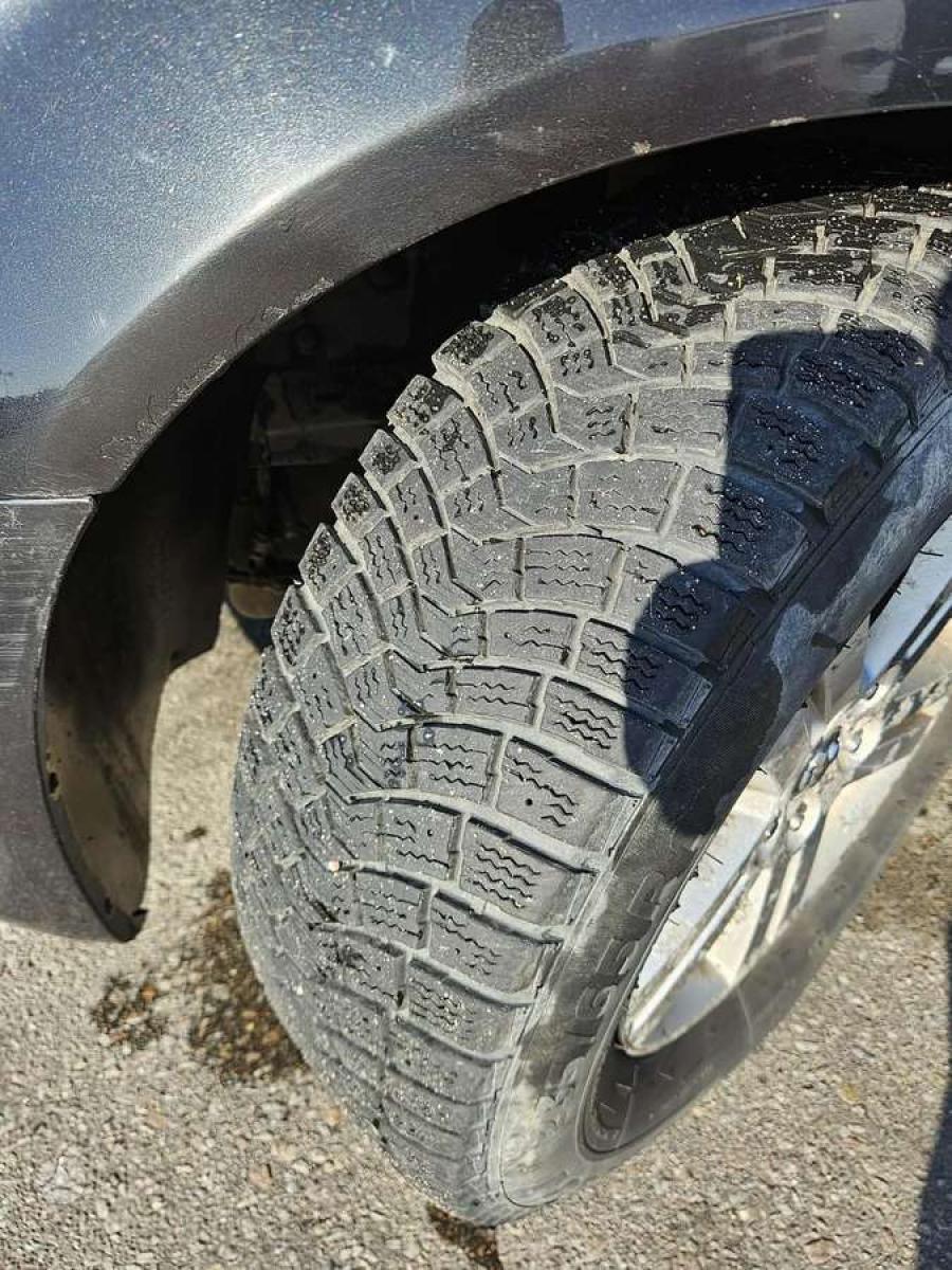 Melns Dodge Grand Caravan 2008 Klaipėda, ar dzinēja tilpumu 3.95 L un nobraukumu 174 tūkst. km par 2700 €, foto 17 vietnē AUTOMOTO.COM.LV