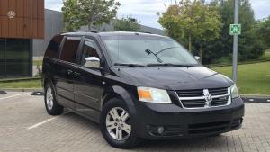 Black Dodge Grand Caravan 2008 in Klaipeda, with an engine capacity of 3.95 L and mileage of 174 thousand km for 2999 €, photo 4 on AUTOMOTO.COM.LV