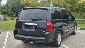 Black Dodge Grand Caravan 2008 in Klaipeda, with an engine capacity of 3.95 L and mileage of 174 thousand km for 2999 €, photo 10 on AUTOMOTO.COM.LV