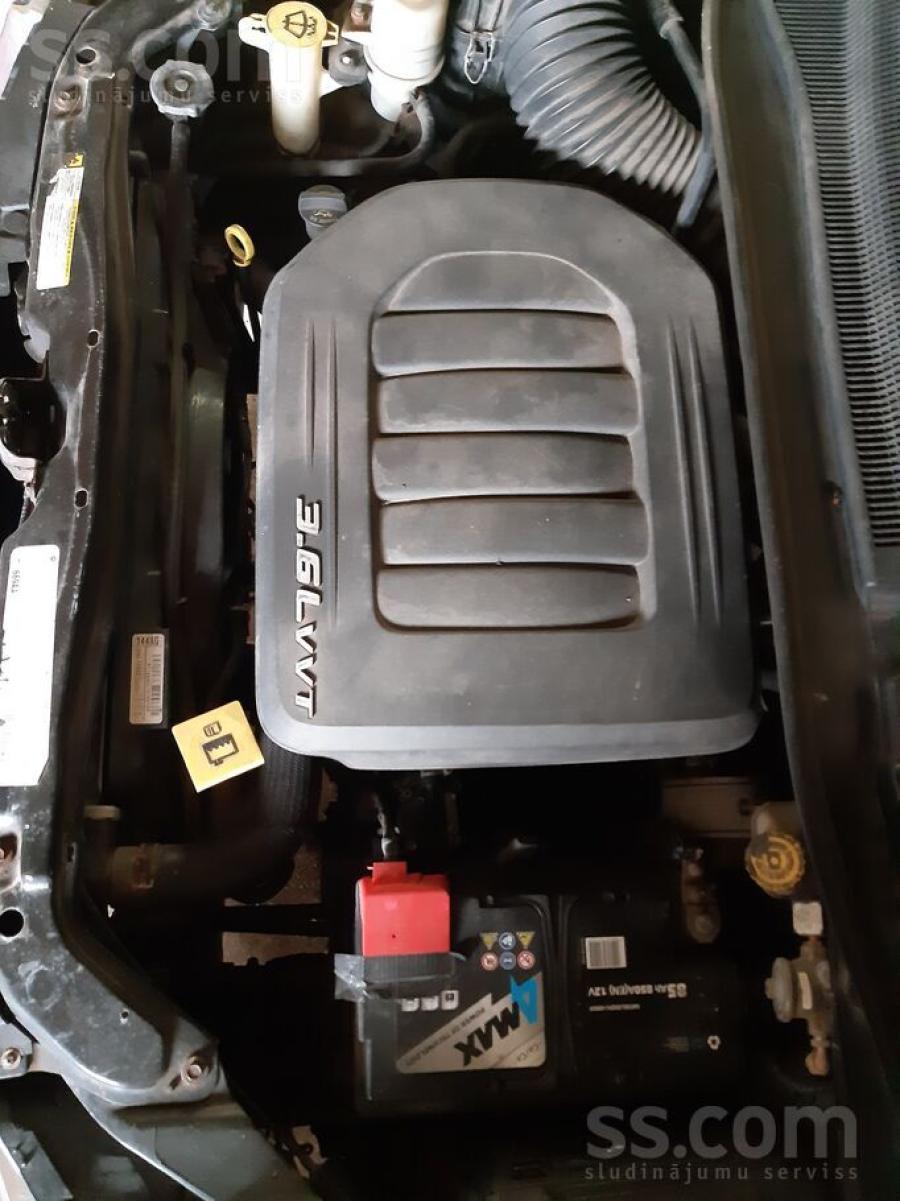 Melns Dodge Grand Caravan 2011 Liepāja, ar dzinēja tilpumu 3.60 L un nobraukumu 260 tūkst. km par 5500 €, foto 12 vietnē AUTOMOTO.COM.LV