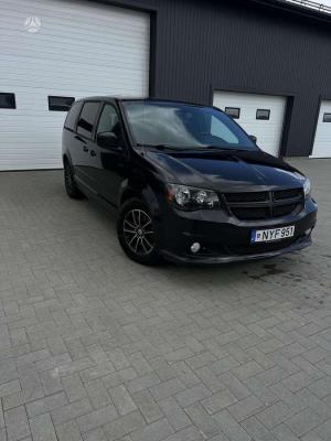 Black Dodge Grand Caravan 2015 in Telschi, with an engine capacity of 3.60 L and mileage of 204 thousand km for 7000 €, photo  on AUTOMOTO.COM.LV