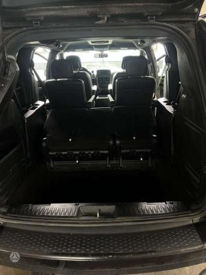 Black Dodge Grand Caravan 2015 in Telschi, with an engine capacity of 3.60 L and mileage of 204 thousand km for 7000 €, photo 4 on AUTOMOTO.COM.LV