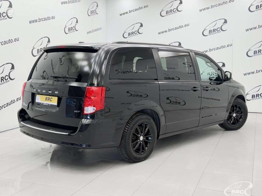 Melns Dodge Grand Caravan 2019 Viļņa, ar dzinēja tilpumu 3.60 L un nobraukumu 151 tūkst. km par 11100 €, foto 3 vietnē AUTOMOTO.COM.LV