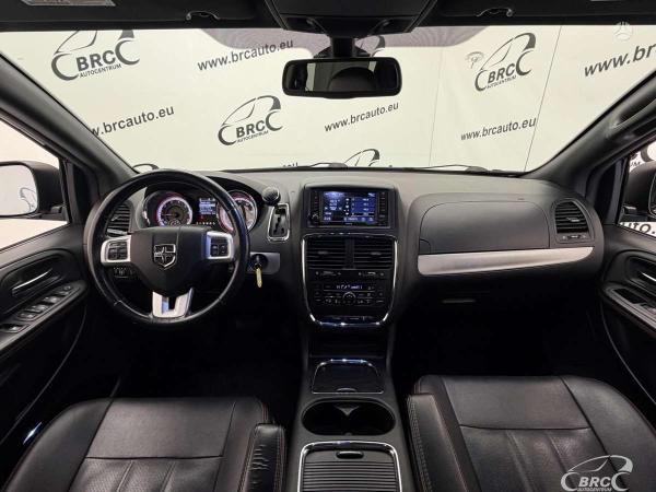 Melns Dodge Grand Caravan 2019 Viļņa, ar dzinēja tilpumu 3.60 L un nobraukumu 151 tūkst. km par 11100 €, foto 4 vietnē AUTOMOTO.COM.LV