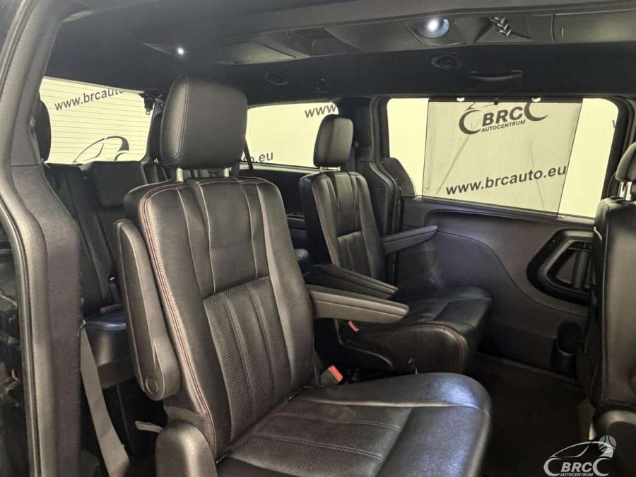 Melns Dodge Grand Caravan 2019 Viļņa, ar dzinēja tilpumu 3.60 L un nobraukumu 151 tūkst. km par 11100 €, foto 12 vietnē AUTOMOTO.COM.LV