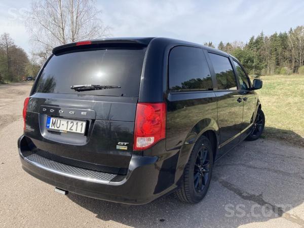 Melns Dodge Grand Caravan 2019 Jūrmala, ar dzinēja tilpumu 3.60 L un nobraukumu 171 tūkst. km par 10750 €, foto 5 vietnē AUTOMOTO.COM.LV