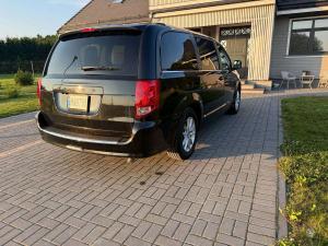 Melns Dodge Grand Caravan 2019 Palanga, ar dzinēja tilpumu 3.60 L un nobraukumu 166 tūkst. km par 9900 €, foto 3 vietnē AUTOMOTO.COM.LV