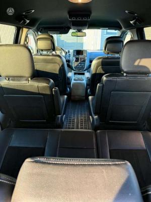 Melns Dodge Grand Caravan 2019 Palanga, ar dzinēja tilpumu 3.60 L un nobraukumu 166 tūkst. km par 9900 €, foto 14 vietnē AUTOMOTO.COM.LV