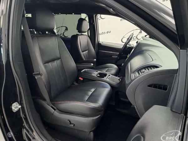 Melns Dodge Grand Caravan 2019 Viļņa, ar dzinēja tilpumu 3.60 L un nobraukumu 151 tūkst. km par 9300 €, foto 8 vietnē AUTOMOTO.COM.LV
