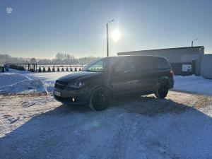 Melns Dodge Grand Caravan 2020 Kauņa, ar dzinēja tilpumu 3.60 L un nobraukumu 75 tūkst. km par 12700 €, foto 3 vietnē AUTOMOTO.COM.LV