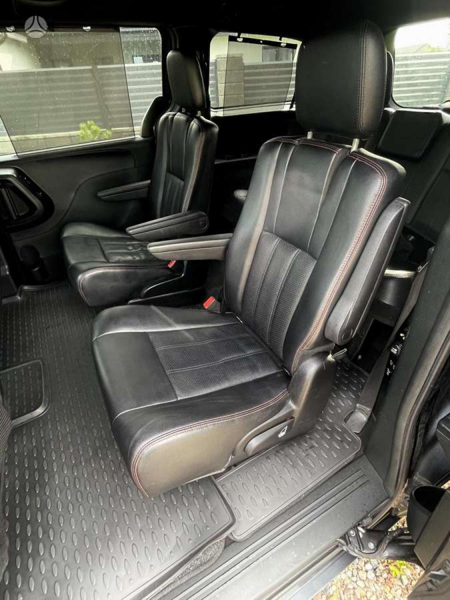 Zils Dodge Grand Caravan 2013 Klaipėda, ar dzinēja tilpumu 0.00 L un nobraukumu 263 tūkst. km par 6800 €, foto 8 vietnē AUTOMOTO.COM.LV