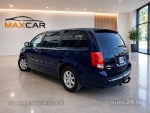 Zils Dodge Grand Caravan 2012 Tallina, ar dzinēja tilpumu 3.60 L un nobraukumu 251 tūkst. km par 3399 €, foto 7 vietnē AUTOMOTO.COM.LV