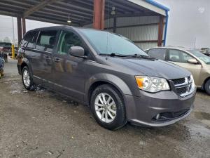 Brown Dodge Grand Caravan 2020 in Siauliai, with an engine capacity of 3.60 L and mileage of 225 thousand km for 6050 €, photo 2 on AUTOMOTO.COM.LV