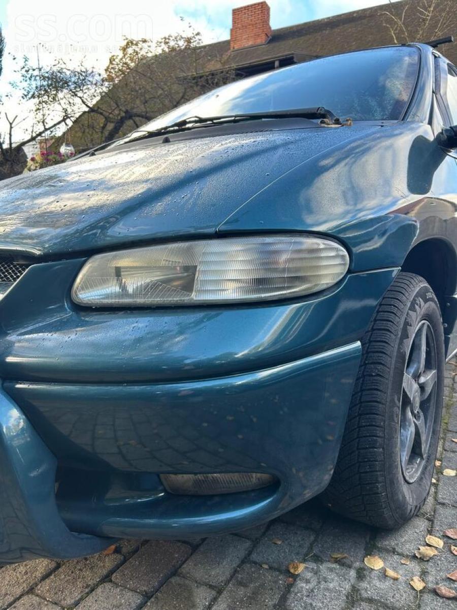Зеленый Додж Гранд Караван 2000 в Рига, объемом двигателя 3.30 л и пробегом 192 тыс. км за 7000 €, фото 5 на AUTOMOTO.COM.LV