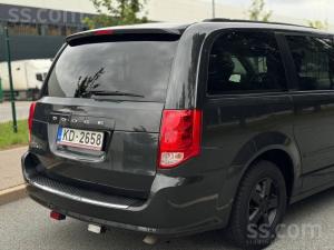 Серый Додж Гранд Караван 2012 в Рига, объемом двигателя 3.60 л и пробегом 179 тыс. км за 4350 €, фото 5 на AUTOMOTO.COM.LV