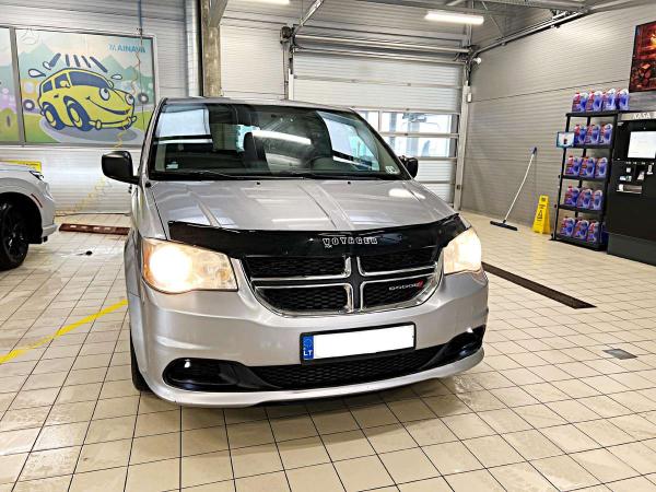 Grey Dodge Grand Caravan 2013 in Vilnius, with an engine capacity of 3.60 L and mileage of 166 thousand km for 4599 €, photo 4 on AUTOMOTO.COM.LV