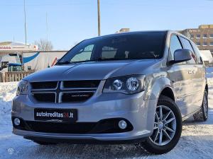 Pelēks Dodge Grand Caravan 2014 Šauļi, ar dzinēja tilpumu 3.60 L un nobraukumu 228 tūkst. km par 8450 €, foto  vietnē AUTOMOTO.COM.LV