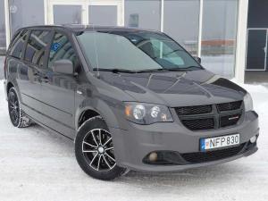Pelēks Dodge Grand Caravan 2015 Viļņa, ar dzinēja tilpumu 3.60 L un nobraukumu 309 tūkst. km par 6500 €, foto  vietnē AUTOMOTO.COM.LV