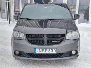Pelēks Dodge Grand Caravan 2015 Viļņa, ar dzinēja tilpumu 3.60 L un nobraukumu 309 tūkst. km par 6500 €, foto 2 vietnē AUTOMOTO.COM.LV