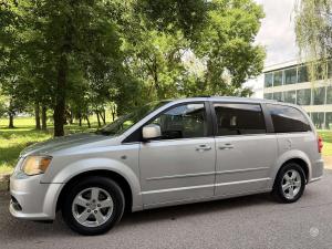 Pelēks Dodge Grand Caravan 2015 Kauņa, ar dzinēja tilpumu 3.60 L un nobraukumu 214 tūkst. km par 3500 €, foto 21 vietnē AUTOMOTO.COM.LV
