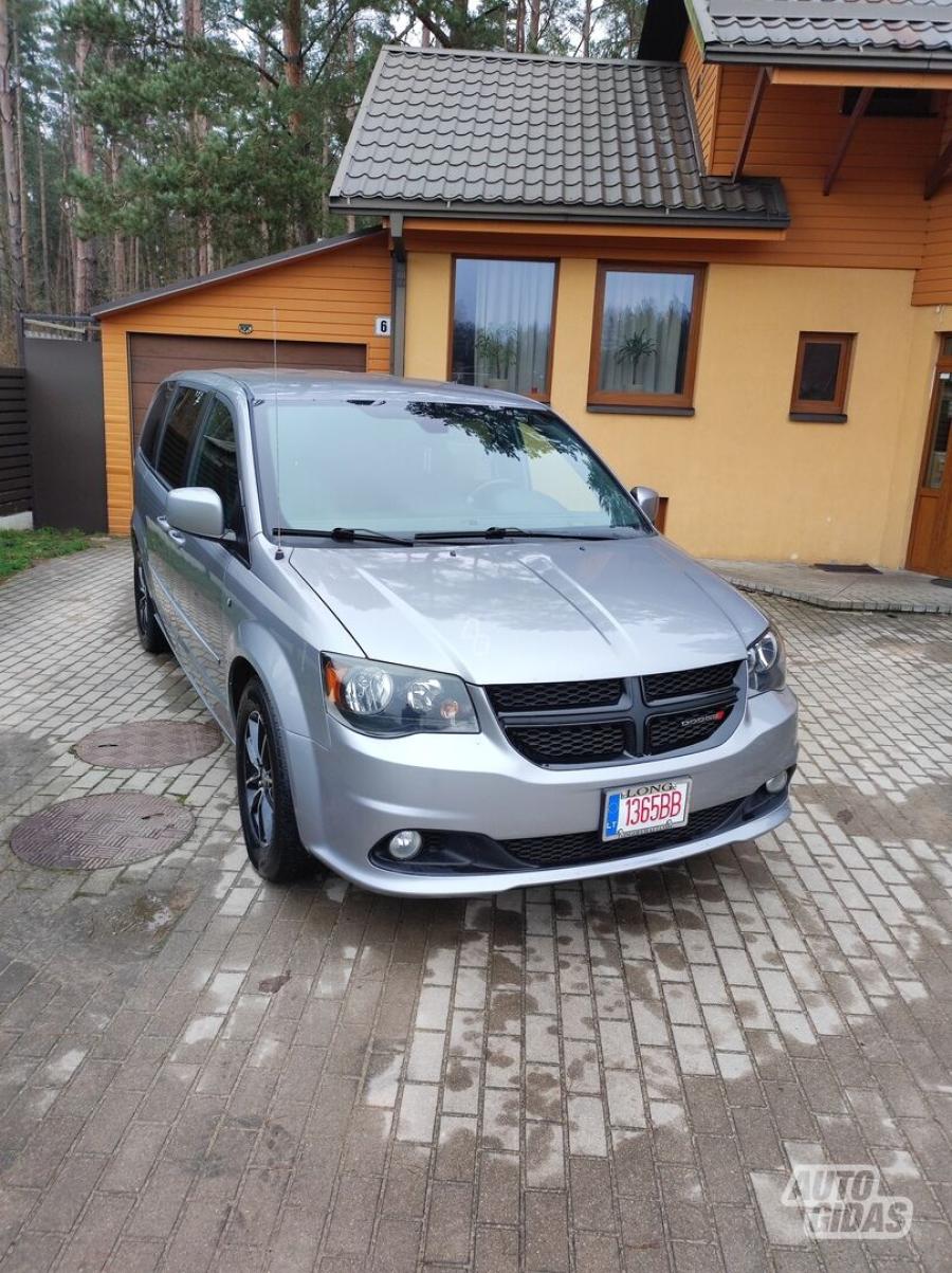 Pelēks Dodge Grand Caravan 2016 Jonava, ar dzinēja tilpumu 3.60 L un nobraukumu 284 tūkst. km par 6950 €, foto 9 vietnē AUTOMOTO.COM.LV