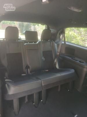 Pelēks Dodge Grand Caravan 2016 Jonava, ar dzinēja tilpumu 3.60 L un nobraukumu 284 tūkst. km par 6950 €, foto 21 vietnē AUTOMOTO.COM.LV