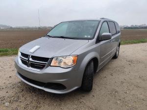 Grey Dodge Grand Caravan 2017 in Kaunas, with an engine capacity of 3.60 L and mileage of 156 thousand km for 3900 €, photo 6 on AUTOMOTO.COM.LV