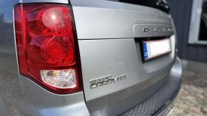 Grey Dodge Grand Caravan 2017 in Varena, with an engine capacity of 3.60 L and mileage of 199 thousand km for 8900 €, photo 11 on AUTOMOTO.COM.LV