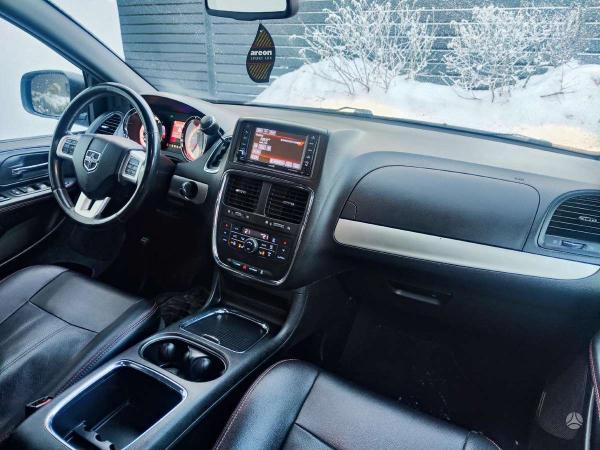 Pelēks Dodge Grand Caravan 2018 Kauņa, ar dzinēja tilpumu 3.60 L un nobraukumu 270 tūkst. km par 9480 €, foto 9 vietnē AUTOMOTO.COM.LV