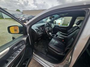 Pelēks Dodge Grand Caravan 2018 Klaipėda, ar dzinēja tilpumu 3.60 L un nobraukumu 206 tūkst. km par 9500 €, foto 9 vietnē AUTOMOTO.COM.LV