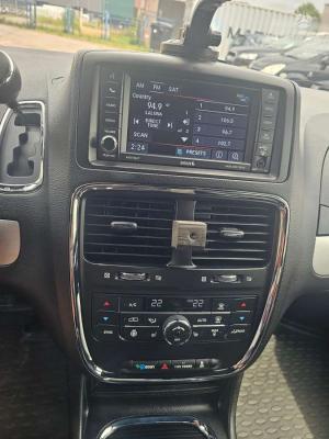 Pelēks Dodge Grand Caravan 2018 Klaipėda, ar dzinēja tilpumu 3.60 L un nobraukumu 206 tūkst. km par 9500 €, foto 12 vietnē AUTOMOTO.COM.LV