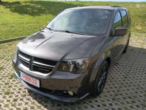 Pelēks Dodge Grand Caravan 2018 Kauņa, ar dzinēja tilpumu 3.60 L un nobraukumu 168 tūkst. km par 10700 €, foto 3 vietnē AUTOMOTO.COM.LV