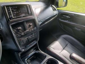 Pelēks Dodge Grand Caravan 2018 Kauņa, ar dzinēja tilpumu 3.60 L un nobraukumu 168 tūkst. km par 10700 €, foto 12 vietnē AUTOMOTO.COM.LV