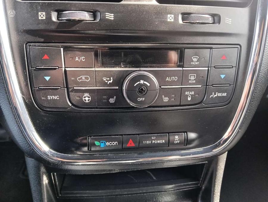 Pelēks Dodge Grand Caravan 2018 Kauņa, ar dzinēja tilpumu 3.60 L un nobraukumu 168 tūkst. km par 10700 €, foto 20 vietnē AUTOMOTO.COM.LV