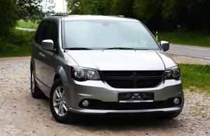 Pelēks Dodge Grand Caravan 2019 Petrikaičiai, ar dzinēja tilpumu 3.60 L un nobraukumu 185 tūkst. km par 10499 €, foto 8 vietnē AUTOMOTO.COM.LV