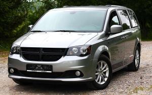 Grey Dodge Grand Caravan 2019 in Kretinga, with an engine capacity of 3.60 L and mileage of 185 thousand km for 10499 €, photo  on AUTOMOTO.COM.LV