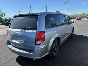 Pelēks Dodge Grand Caravan 2019 Šauļi, ar dzinēja tilpumu 3.60 L un nobraukumu 212 tūkst. km par 5600 €, foto 3 vietnē AUTOMOTO.COM.LV