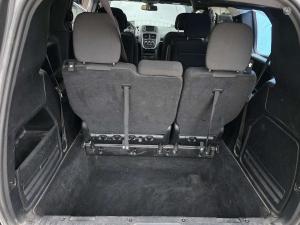 Grey Dodge Grand Caravan 2019 in Siauliai, with an engine capacity of 0.00 L and mileage of 215 thousand km for 6800 €, photo 10 on AUTOMOTO.COM.LV