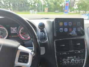 Grey Dodge Grand Caravan 2019 in Riga, with an engine capacity of 3.60 L and mileage of 196 thousand km for 15999 €, photo 9 on AUTOMOTO.COM.LV