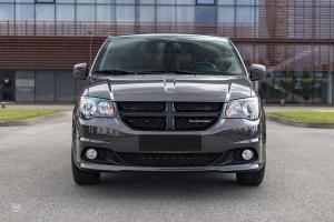 Pelēks Dodge Grand Caravan 2019 Klaipėda, ar dzinēja tilpumu 3.60 L un nobraukumu 158 tūkst. km par 12499 €, foto 4 vietnē AUTOMOTO.COM.LV