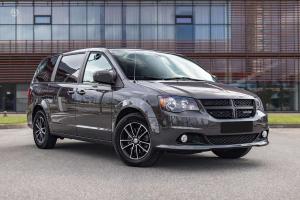 Pelēks Dodge Grand Caravan 2019 Klaipėda, ar dzinēja tilpumu 3.60 L un nobraukumu 158 tūkst. km par 12499 €, foto 5 vietnē AUTOMOTO.COM.LV