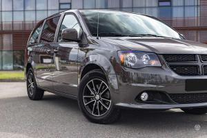 Pelēks Dodge Grand Caravan 2019 Klaipėda, ar dzinēja tilpumu 3.60 L un nobraukumu 158 tūkst. km par 12499 €, foto 6 vietnē AUTOMOTO.COM.LV