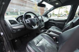 Pelēks Dodge Grand Caravan 2019 Klaipėda, ar dzinēja tilpumu 3.60 L un nobraukumu 158 tūkst. km par 12499 €, foto 17 vietnē AUTOMOTO.COM.LV