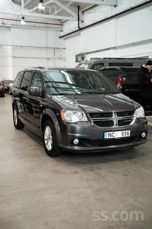 Grey Dodge Grand Caravan 2020 in Riga, with an engine capacity of 3.60 L and mileage of 80 thousand km for 18000 €, photo  on AUTOMOTO.COM.LV
