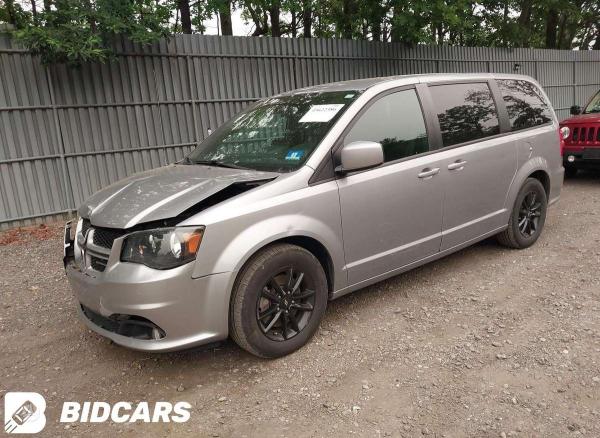 Grey Dodge Grand Caravan 2020 in Klaipeda, with an engine capacity of 3.60 L and mileage of 205 thousand km for 7500 €, photo 4 on AUTOMOTO.COM.LV