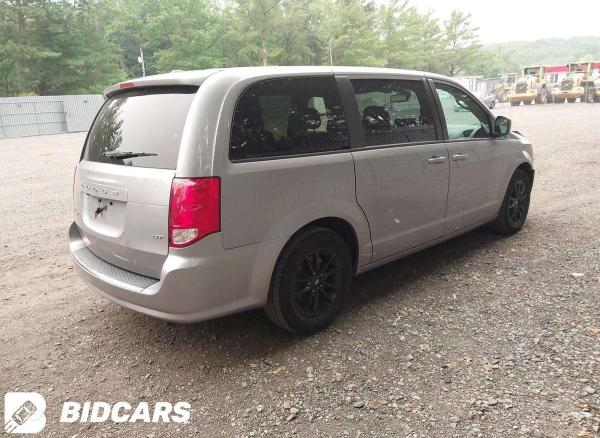 Grey Dodge Grand Caravan 2020 in Klaipeda, with an engine capacity of 3.60 L and mileage of 205 thousand km for 7500 €, photo 6 on AUTOMOTO.COM.LV