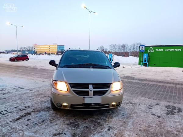 Dodge Grand Caravan 2006 in Marijampole, with an engine capacity of 3.80 L and mileage of 238 thousand km for 1100 €, photo 4 on AUTOMOTO.COM.LV