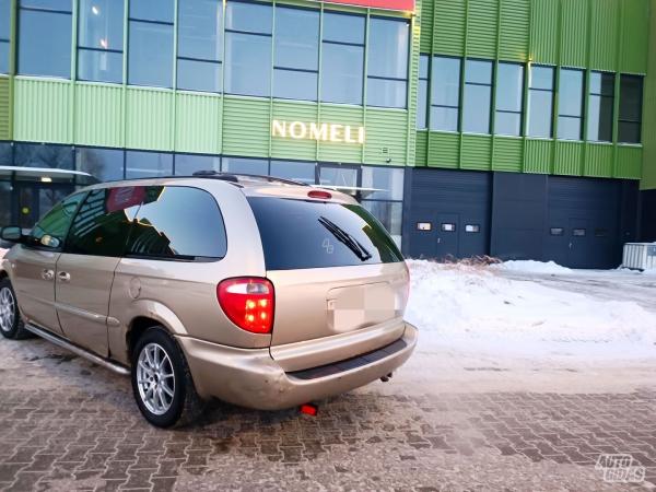 Dodge Grand Caravan 2006 in Marijampole, with an engine capacity of 3.80 L and mileage of 238 thousand km for 1100 €, photo 6 on AUTOMOTO.COM.LV