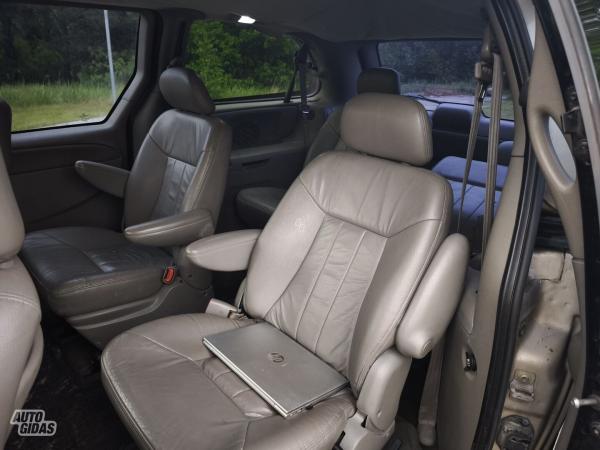 Dodge Grand Caravan 2006 in Siauliai, with an engine capacity of 3.80 L and mileage of 200 thousand km for 900 €, photo 10 on AUTOMOTO.COM.LV